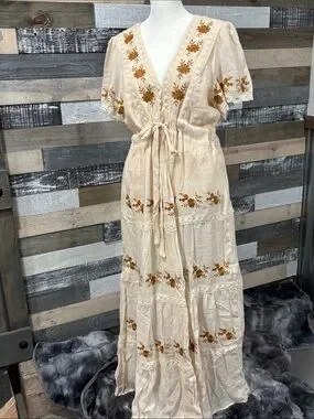 Baevely | Dresses | Baevely Cream Maxi Dress With Rust Floral ...